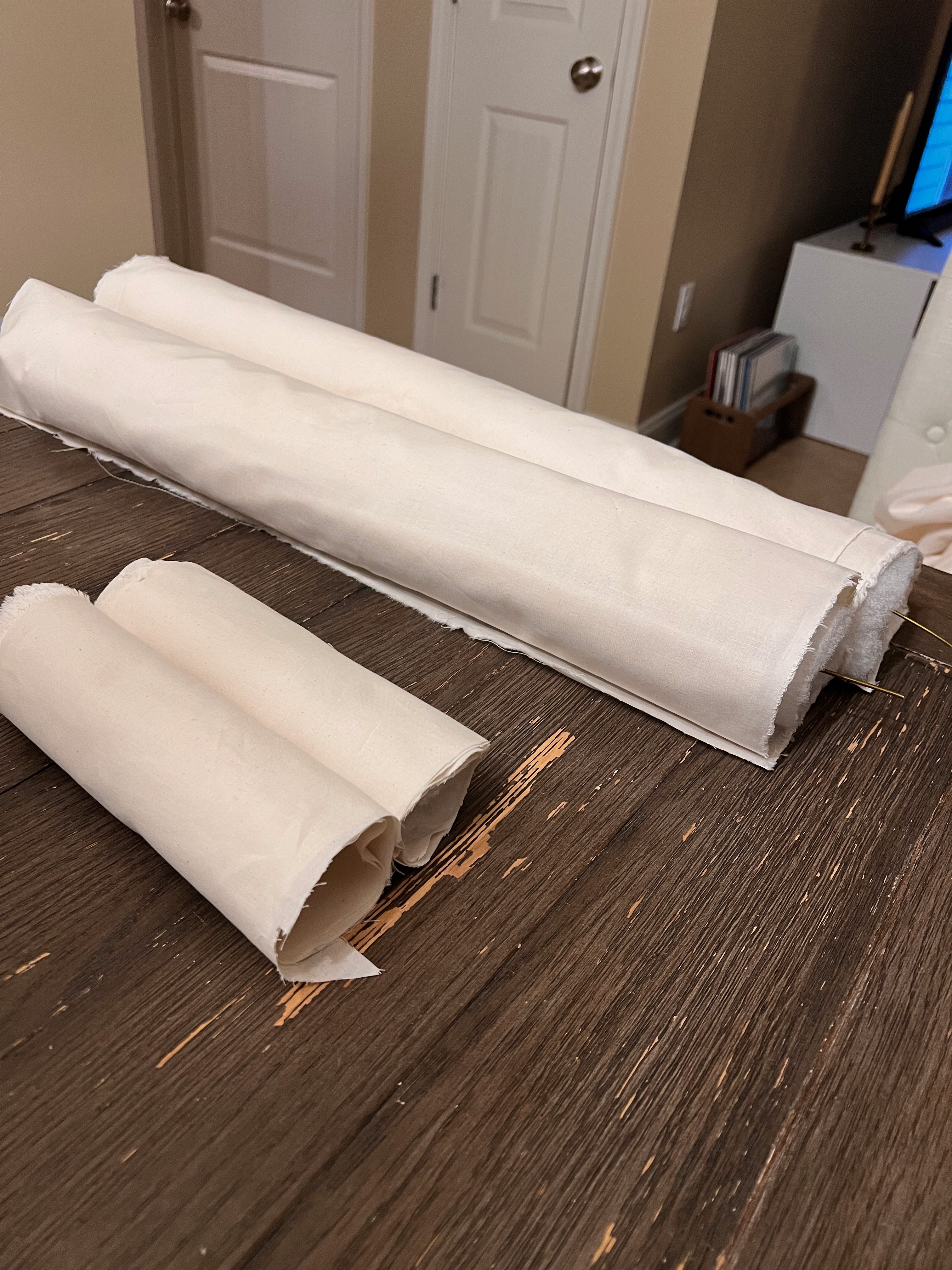 DIY Life-Sized Mummy for Halloween – the thrift whisperer